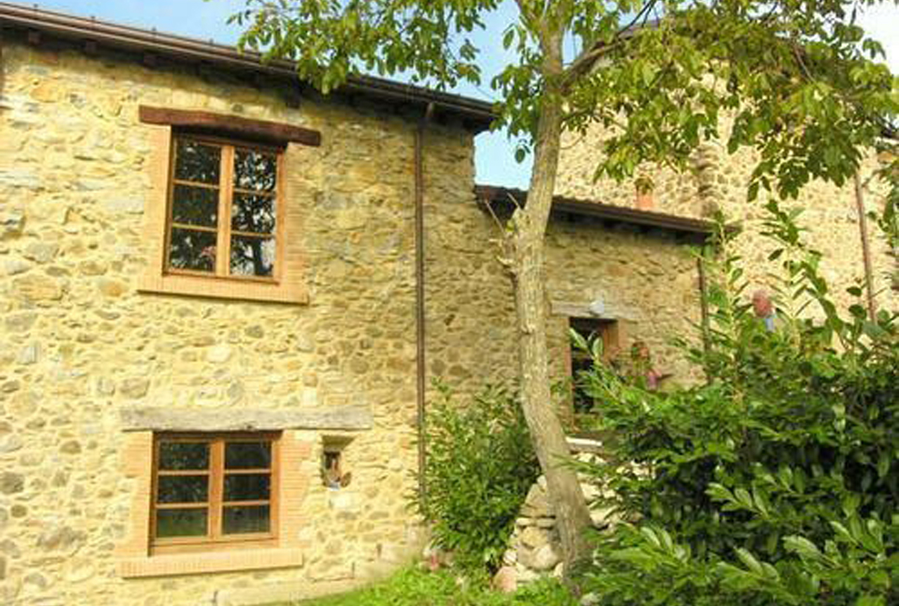 Fivizzano Reference: 3878 » Casa Travella